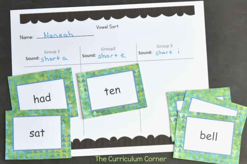 short vowel sort 1 - The Curriculum Corner 123