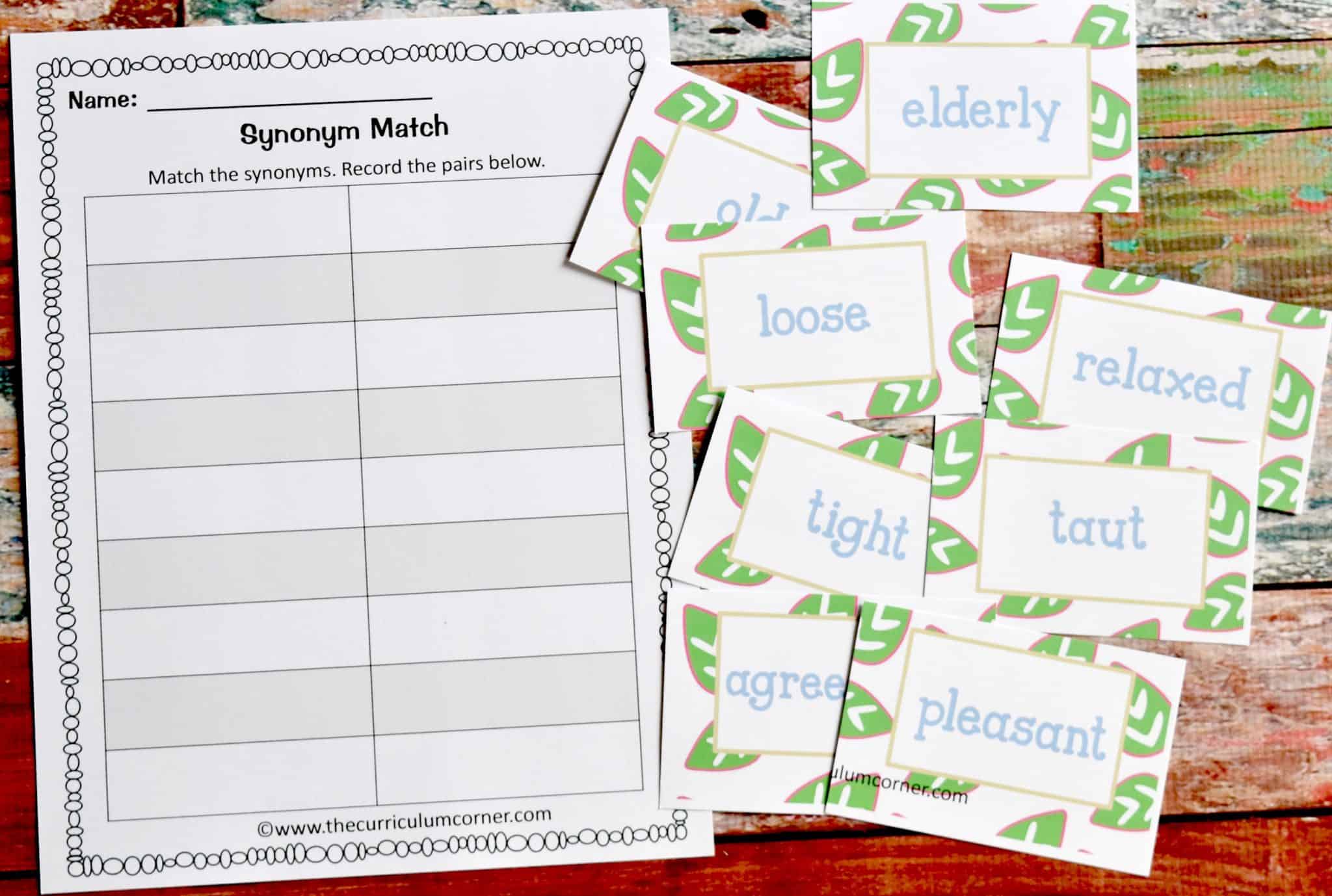 FREE Spring Literacy Centers FREEBIE from The Curriculum Corner - The ...